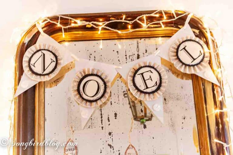 How to Make Old Fashioned Christmas Decorations from Vintage Cards